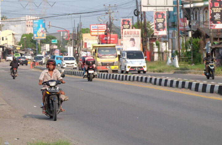 Kendaraan Roda Dua Melawan Arus
