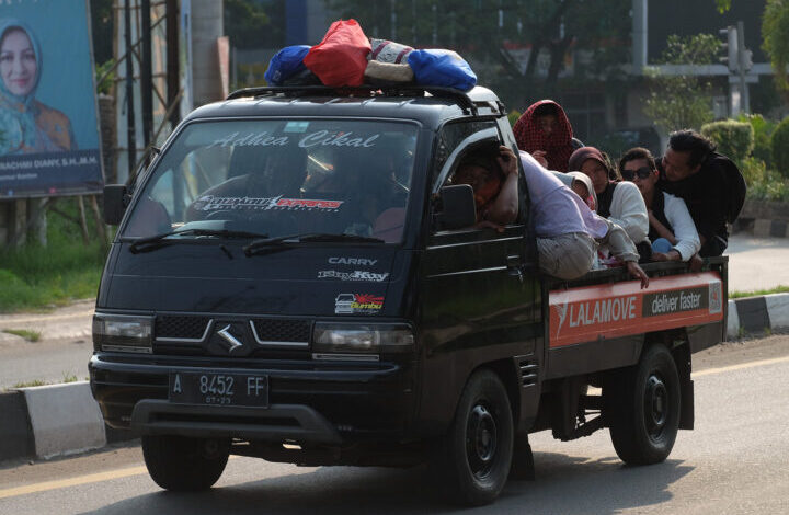 Mobil Losbak Dipilih Berwisata Lantaran Lebih Murah