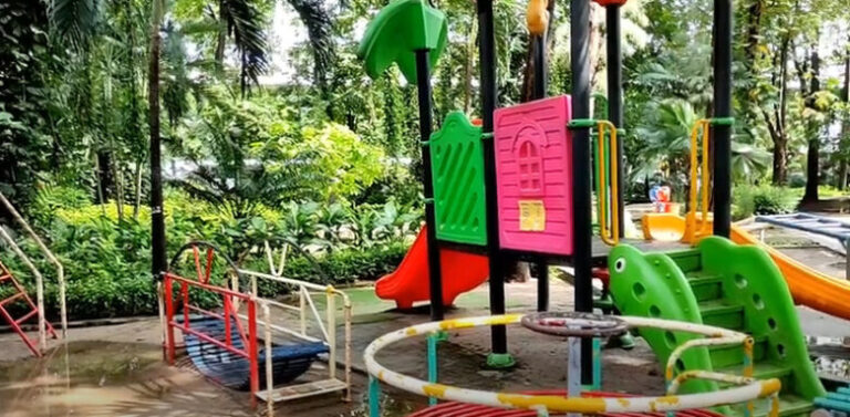 Taman Flora Bratang, Salah Satu Taman Botani Terbesar Di Surabaya ...